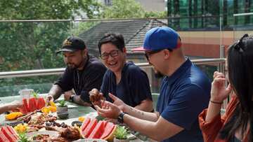 What is a boodle fight? The celebratory Filipino tradition explained ...