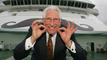 Former Australian cricketer Max Walker dies aged 68 | SBS News