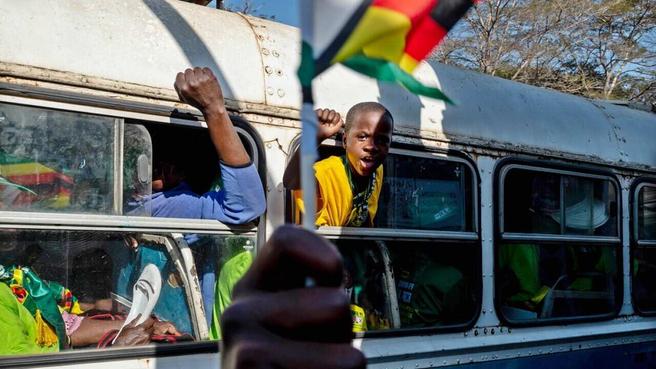 Zimbabwe's ruling party given majority | SBS News