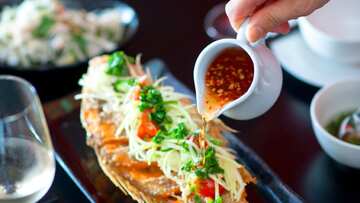 Deep-fried whole snapper with ginger and lime fish sauce (ca chien ...
