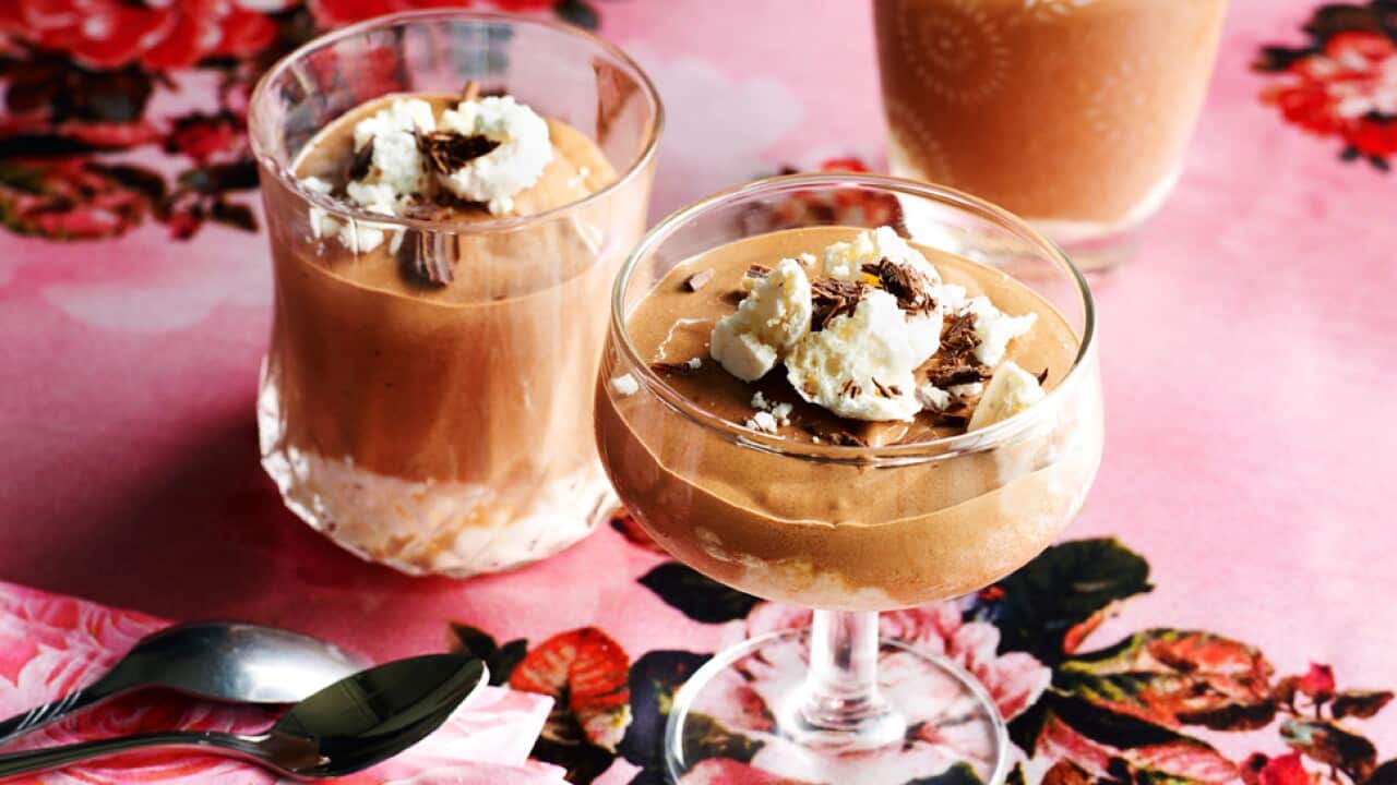 Chocolate pots with macarons (Saint-Emilion au chocolat) recipe | SBS Food