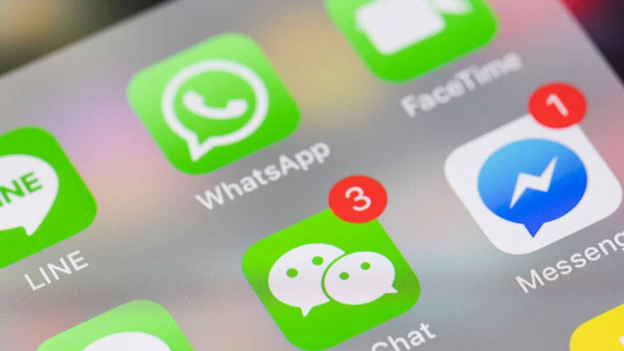 WhatsApp to limit message forwarding after mob lynchings | SBS News