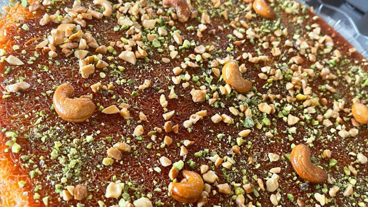 Feels like home: This Palestinian kunafeh took months to perfect | SBS Food