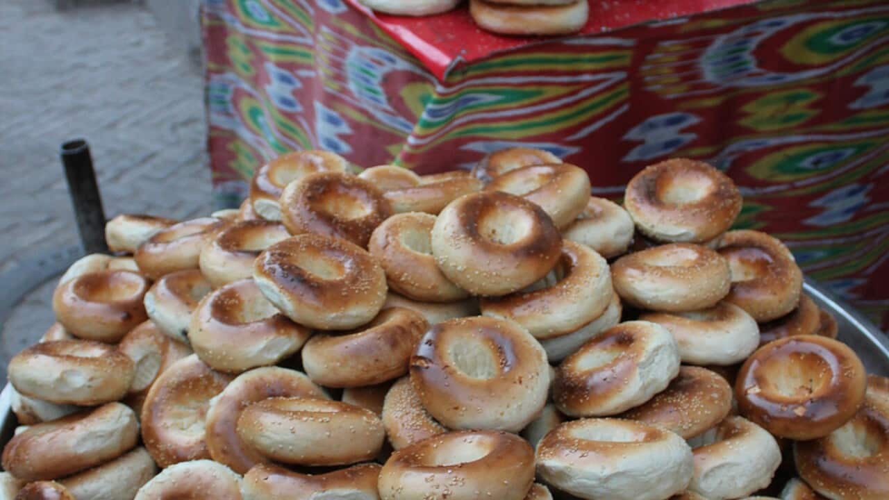 Bagels? No, these are girde naan | SBS Food